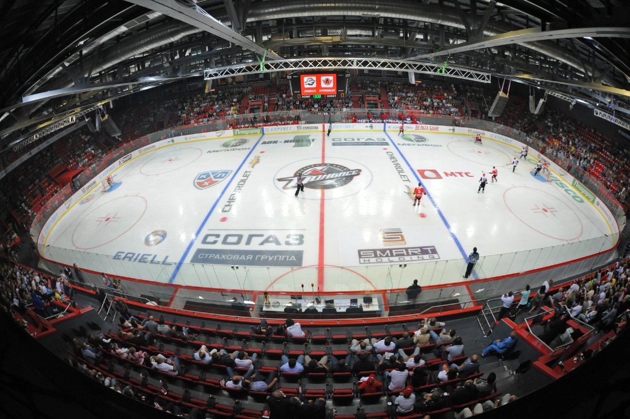 Media complex for the Druzhba Ice Arena - Vision House